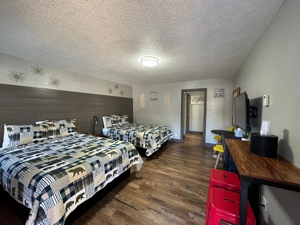 lakeridgehotellaketahoe.com